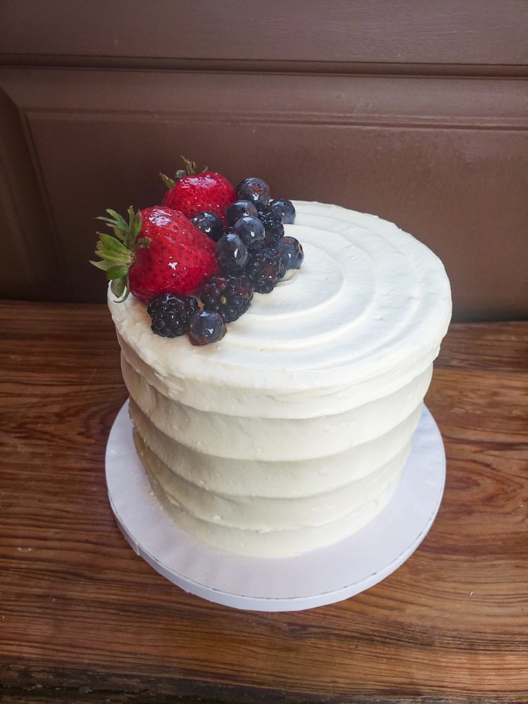 Gentilly Cake – Gator Bites Bakery